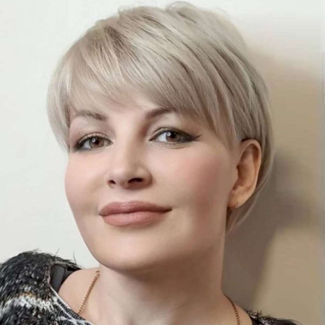 Trisha Williams Short Hairstyles - Likeeed