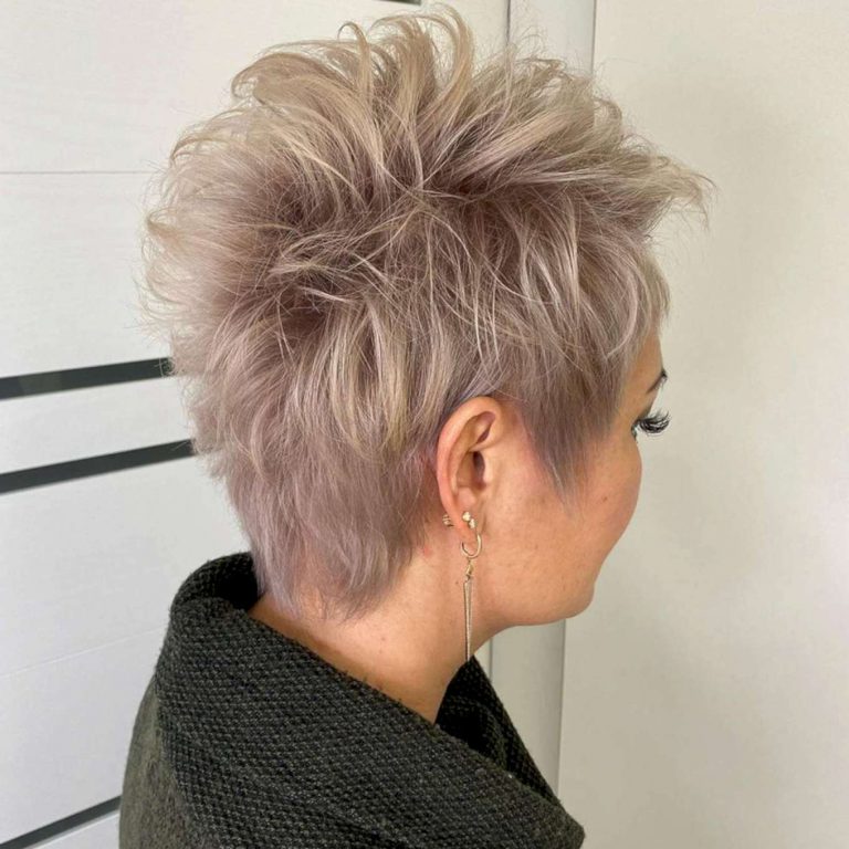 Becky Turner Short Hairstyles - Likeeed