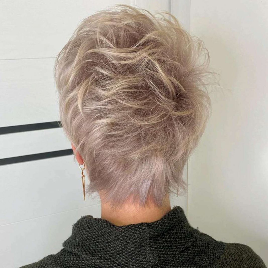 Becky Turner Short Hairstyles - Likeeed