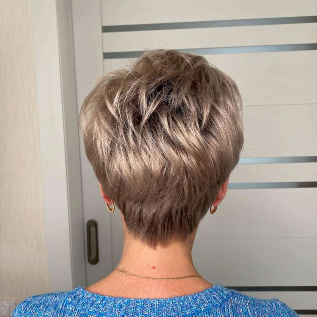 Carlene Clark Short Hairstyles - Likeeed